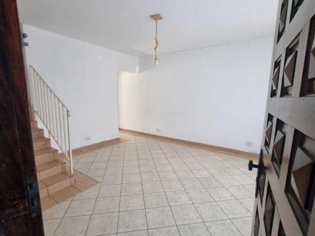 Funcional sobrado para venda em Jardim Umuarama com 2 quartos, 170m²