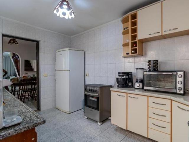Versátil sobrado para venda em Parque das Árvores com 3 quartos, 180m² theremaxcollection#AQFSO