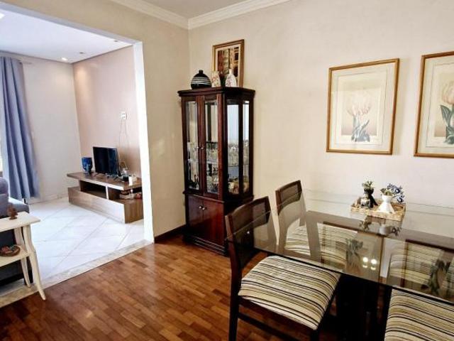 Aconchegante sobrado para venda em Vila Gustavo com 2 quartos, sendo 1 suíte, 126m² reynaldo toffo