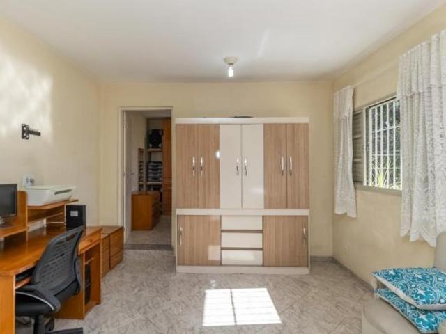 Versátil sobrado para venda em Vila Nossa Senhora do Retiro com 6 quartos, sendo 1 suíte, 190m² re