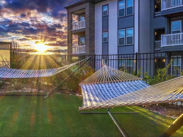 Vesta City Park Apartments 2 Bedroom Apartment for Rent at 2322 Arbor Loop Dr, Charlotte, NC 28217 Eagle Lake