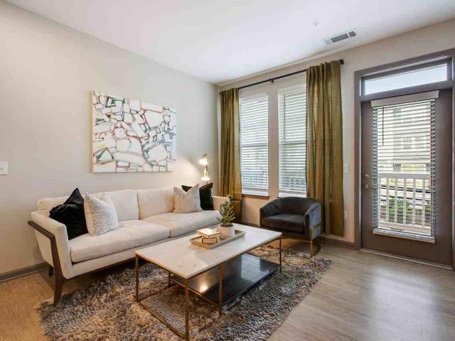 Vesta City Park Apartments Studio Apartment for Rent at 2322 Arbor Loop Dr, Charlotte, NC 28217 Eagle Lake