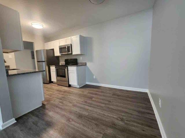 Vester Apartments 2 Bedroom Apartment for Rent at 384 Vester St, Ferndale, MI 48220