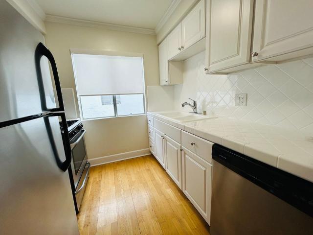 vet182 3 Bedroom Apartment for Rent at 1827 Veteran Ave, Los Angeles, CA 90025 Westside