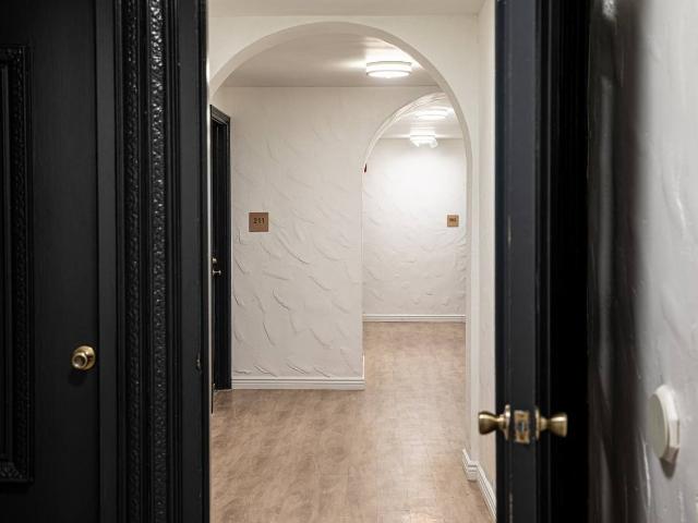 Veteran Studio Apartment for Rent at 1417 Veteran Ave, Los Angeles, CA 90024 Westwood