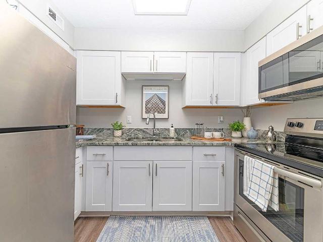 Vetra Lexington 1 Bedroom Apartment for Rent at 4070 Victoria Way, Lexington, KY 40515