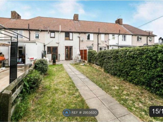 Veysey Gardens, Dagenham RM10, 3 bed terraced house to rent, £2,295 pcm | PrimeLocation