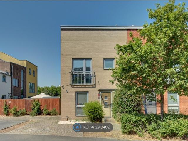 Vimy Drive, Dartford DA1, 3 bed end terrace house to rent, £2,000 pcm | PrimeLocation