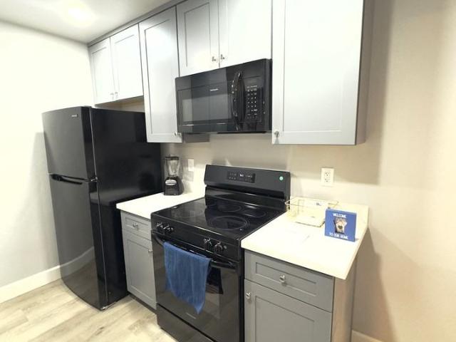 Vintage Heights Apartments 2 Bedroom Apartment for Rent at 3001 10th St, Ceres, CA 95307