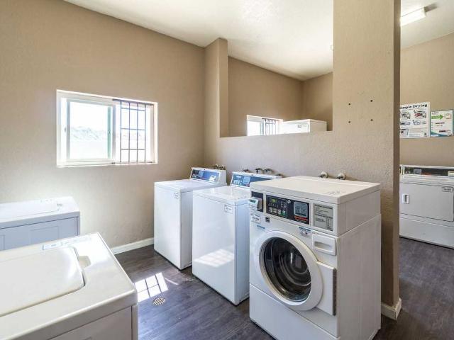VINTAGE PALMS APARTMENTS 2 Bedroom Apartment for Rent at 82435 Requa Ave, Indio, CA 92201