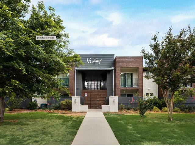 Vintage 2 Bedroom Apartment for Rent at 4211 San Jacinto St, Dallas, TX 75204