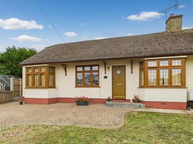 Vincent Close, Corringham, 4 Bedroom Semi detached