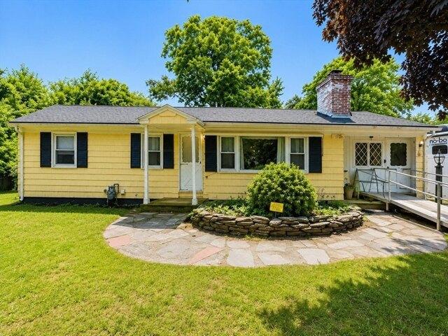 Vincent Dr, West Springfield, Home For Sale