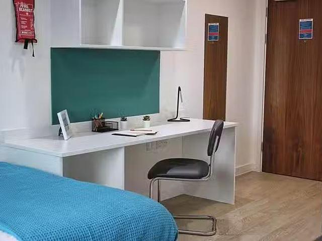 Vincent Place Ensuite standard