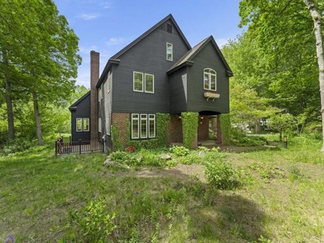 Vincent Rd, Mendon, Home For Sale