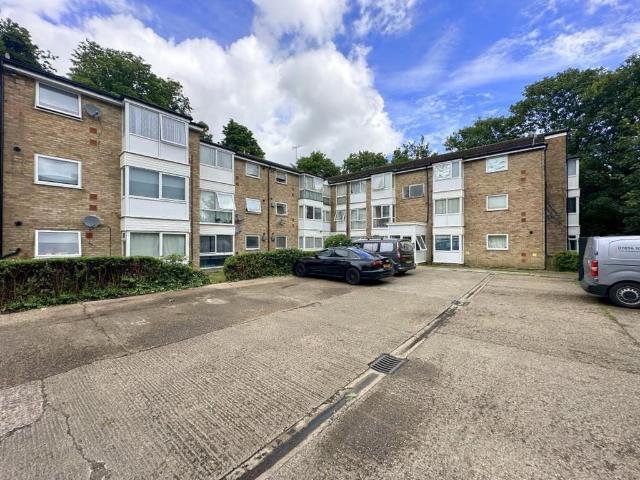 Vincent Road, Luton, LU4 2 bed flat to rent £1,150 pcm £265 pw