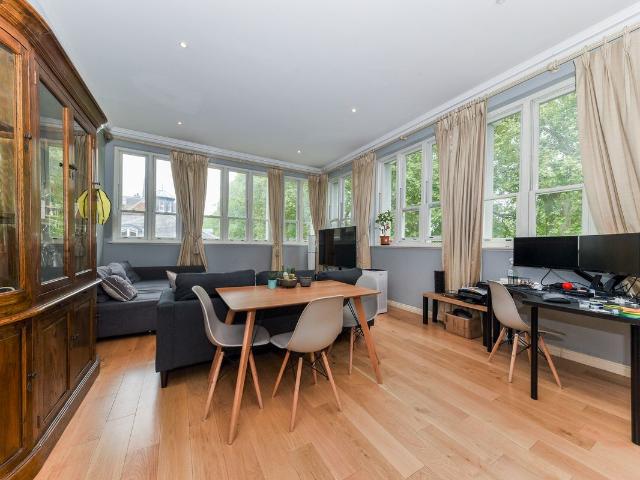 Vincent Square, Westminster London SW1P, 3 bed flat to rent, £5,500 pcm | PrimeLocation