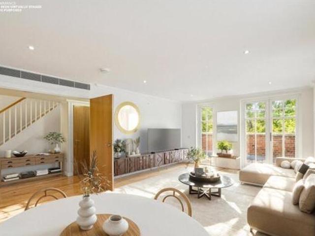 Vincent Square, London, 3 Bedroom Apartment
