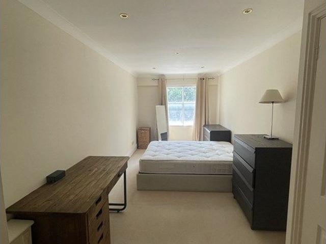 Vincent Square, London SW1P, 1 bed flat to rent, £2,500 pcm | PrimeLocation