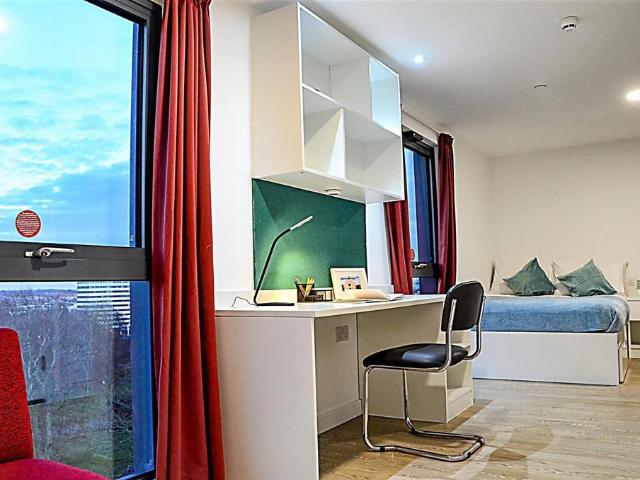 Vincents Walk, Southampton SO14 Studio to rent £1,642 pcm £379 pw