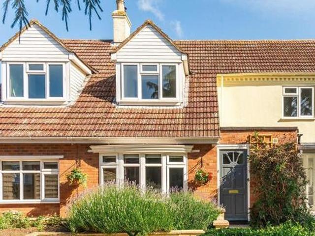 Vine Cottage, Ickwell Road, 4 Bedroom Detached