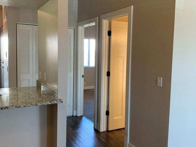 Vine Gate Apartments & Townhomes 2 Bedroom Apartment for Rent at 6140 S Vine Park Dr, Murray, UT 84121 Murray