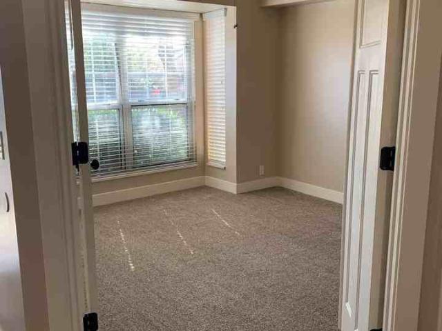 Vine Gate Apartments & Townhomes 2 Bedroom Apartment for Rent at 6140 S Vine Park Dr, Murray, UT 84121 Murray