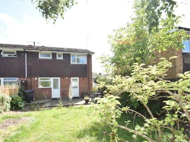 Vine Road, Stoke Poges, 3 Bedroom End