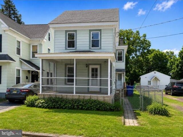 Vine St E, Millville, Home For Sale