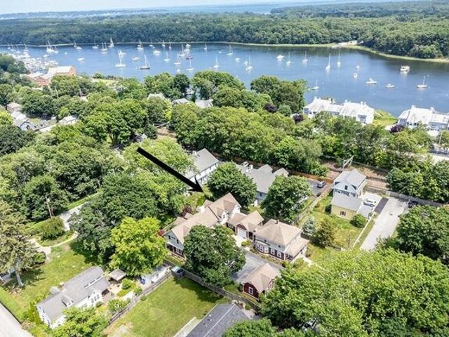 Vine St, East Greenwich, Home For Sale