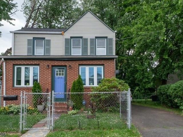 Vine St, Roselle, Home For Sale