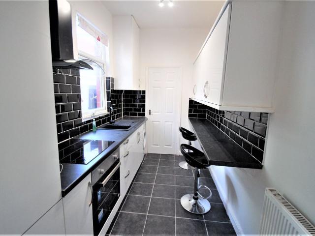 Vine Street, Coventry CV1, 3 bed shared accommodation to rent, £1,350 pcm | PrimeLocation