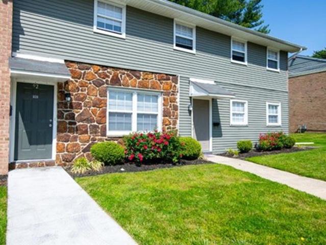 Vineland Village Apartment Homes One Bedroom 663 sqft