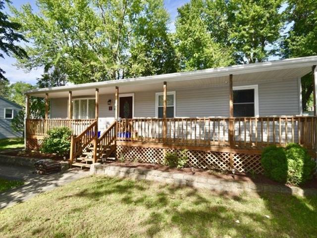 Vineland Ave, East Longmeadow, Home For Sale