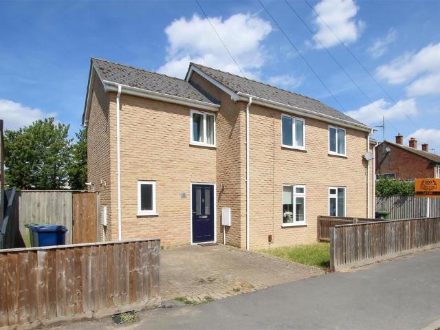 Vinery Way, Cambridge CB1 2 bed semi detached house to rent £1,625 pcm £375 pw