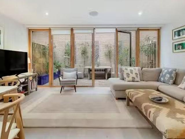 Vinery Way