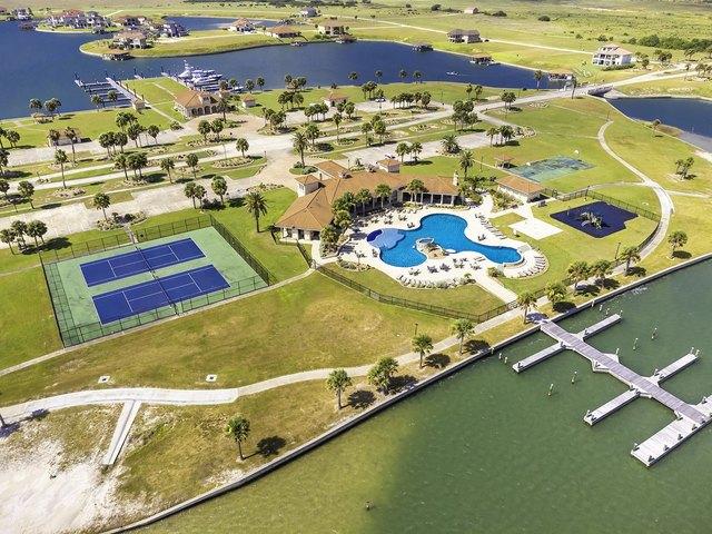 Vineyard Bay, Port O Connor, TX 77982