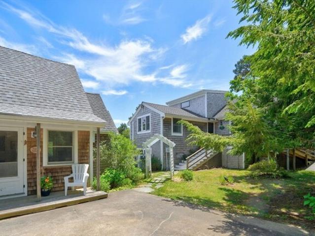 Vineyard Meadows Farm Rd, West Tisbury, Home For Sale