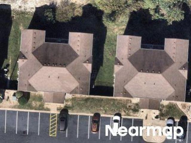 Vineyards Pkwy Apt 12