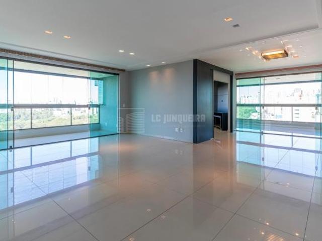 Vinícius Condomínio Resort | 4 Suítes | 269m² | Águas Claras