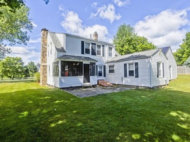 Vining Hill Rd, Southwick, Home For Sale