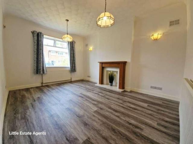 Vining Road, Prescot, L35
