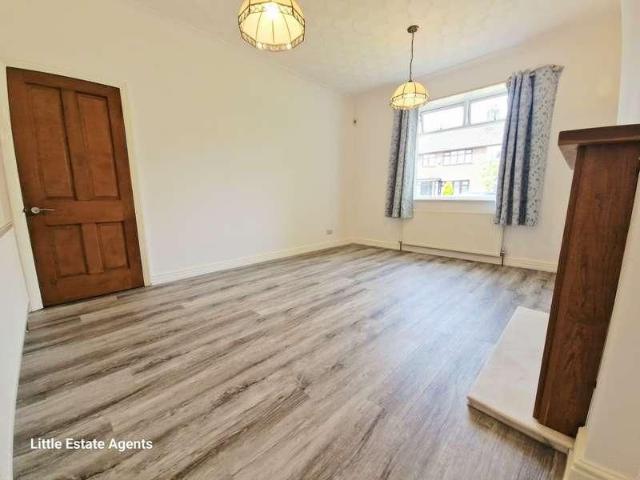 Vining Road, Prescot, L35