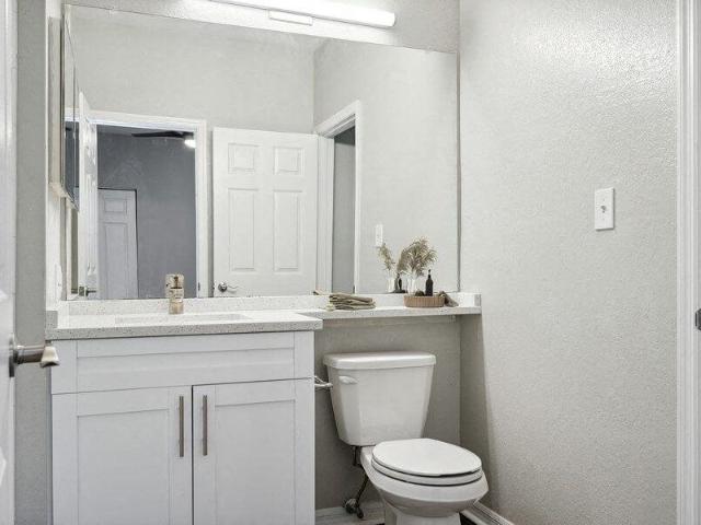 Vinings at Hunter's Green 1 Bedroom Apartment for Rent at 8801 Hunters Lake Dr, Tampa, FL 33647 Hunters Green