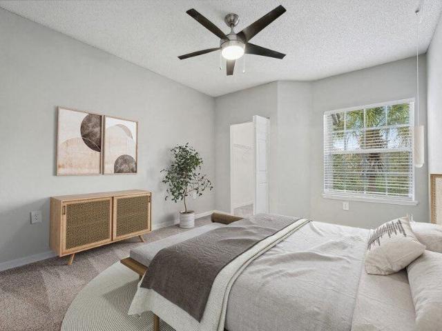 Vinings at Hunter's Green 2 Bedroom Apartment for Rent at 8801 Hunters Lake Dr, Tampa, FL 33647 Hunters Green