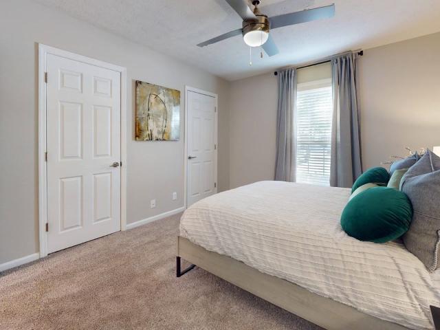 Vinings RiverVue 2 Bedroom Apartment for Rent at 4545 River Pkwy, Atlanta, GA 30339