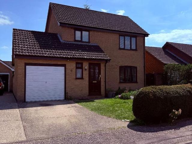 Violet Close, Attleborough NR17, 3 bed detached house to rent, £1,400 pcm | PrimeLocation