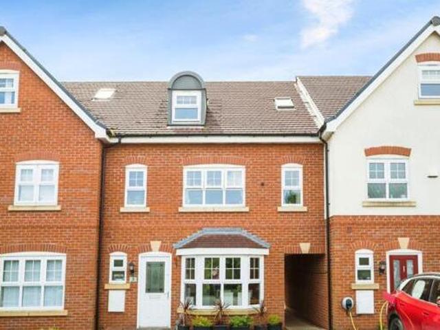 Violet Croft, Bebington, 4 Bedroom Town