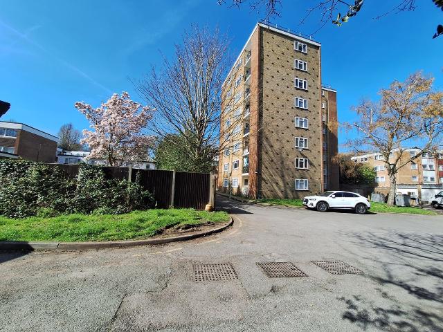 Violet Lane, Croydon CR0, 2 bed flat to rent, £1,649 pcm | PrimeLocation
