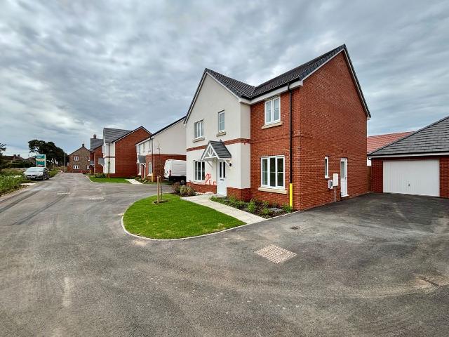 Violet Street, Lakenheath IP27, 4 bed detached house to rent, £2,300 pcm | PrimeLocation